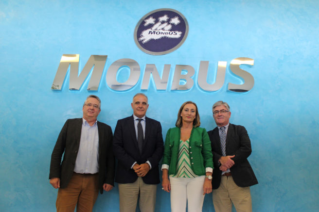 Monbus se adhiere al Programa Incorpora de ”la Caixa”