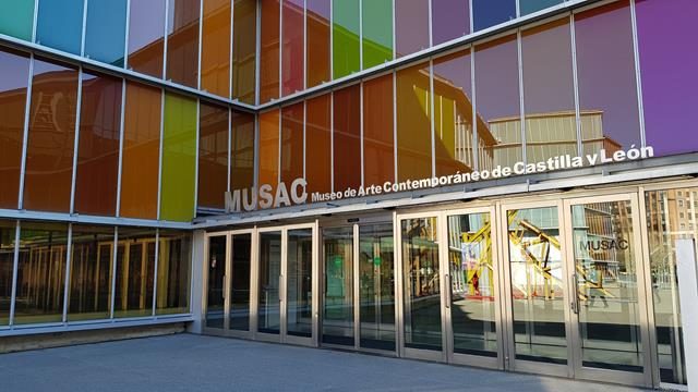 El MUSAC amplía su horario de entrada gratuita